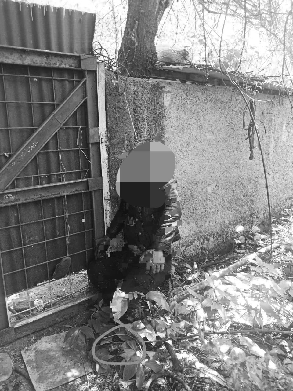 Gegerkan Warga, Pria Tanpa Identitas Ditemukan Membusuk, Diduga Gantung ...